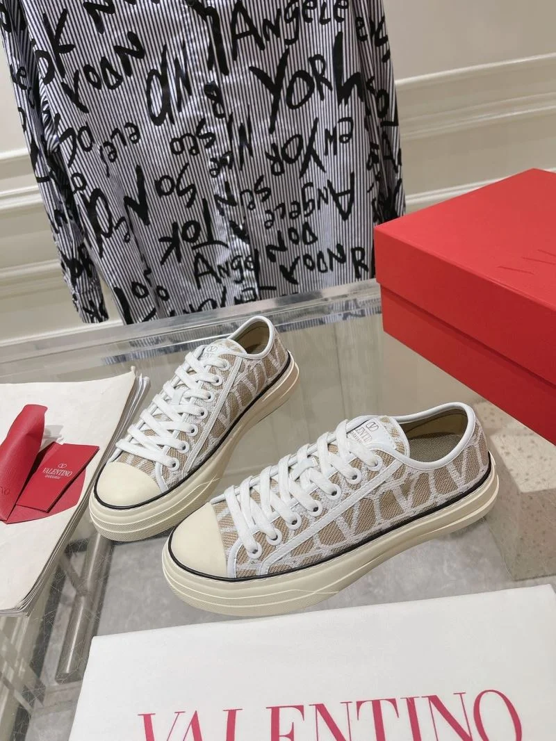 Budget-friendly Valentino Low Shoes