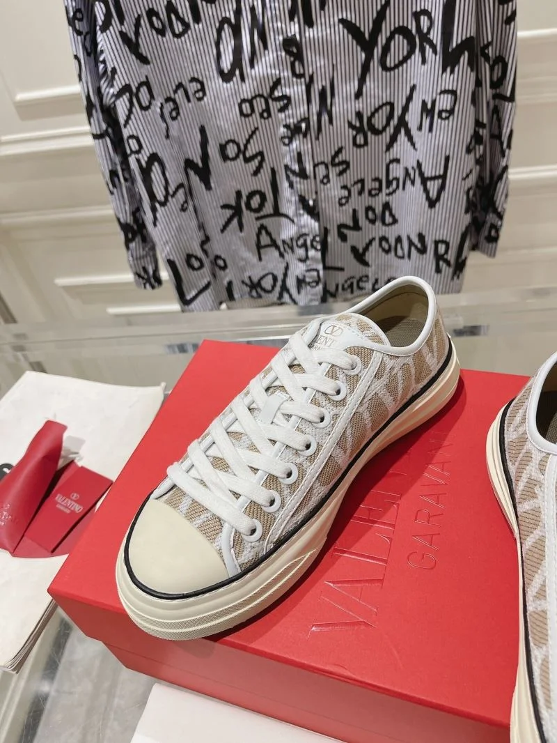 Budget-friendly Valentino Low Shoes