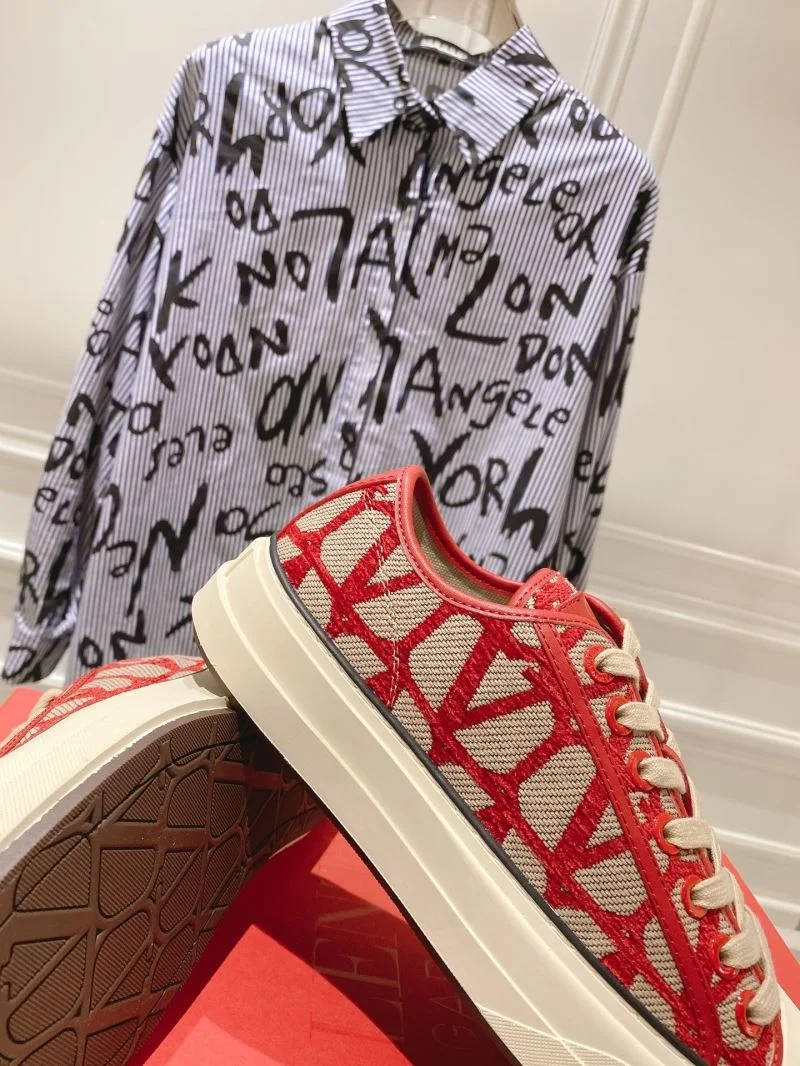 Official Valentino Low Shoes