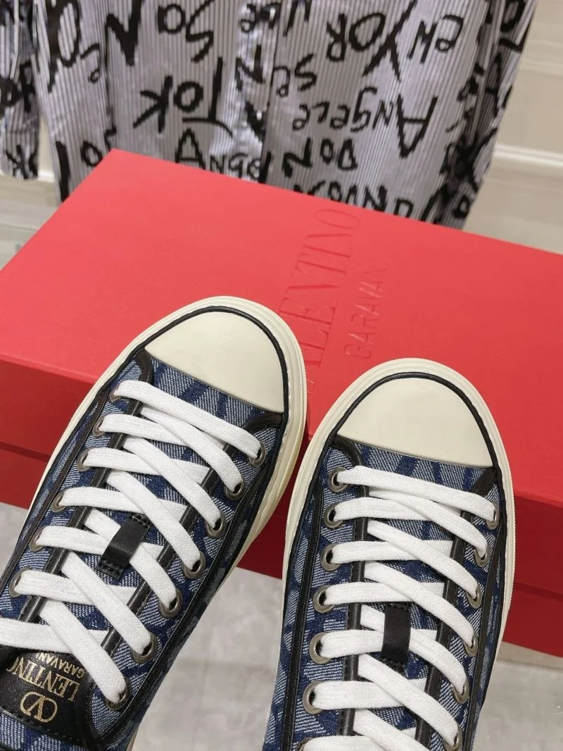 Reasonably priced Valentino Low Shoes