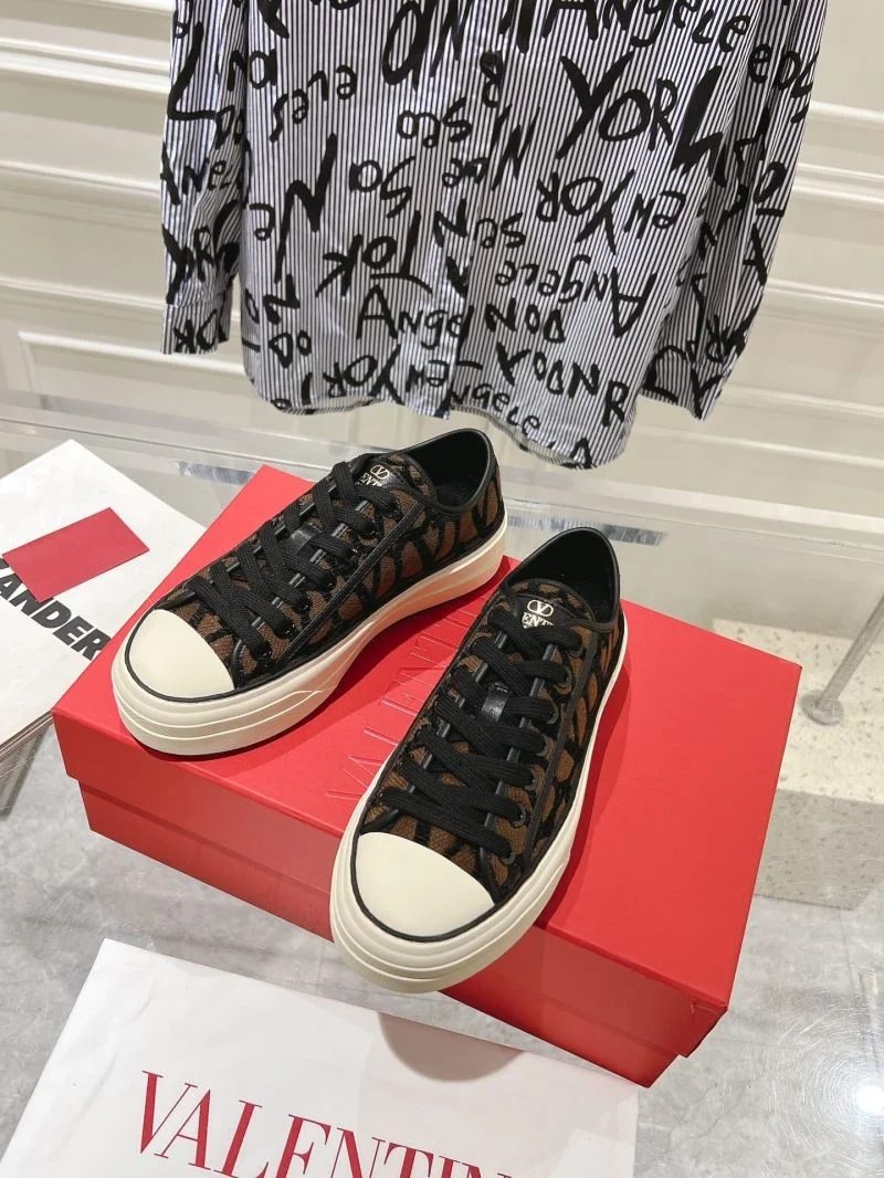 High fidelity Valentino Low Shoes