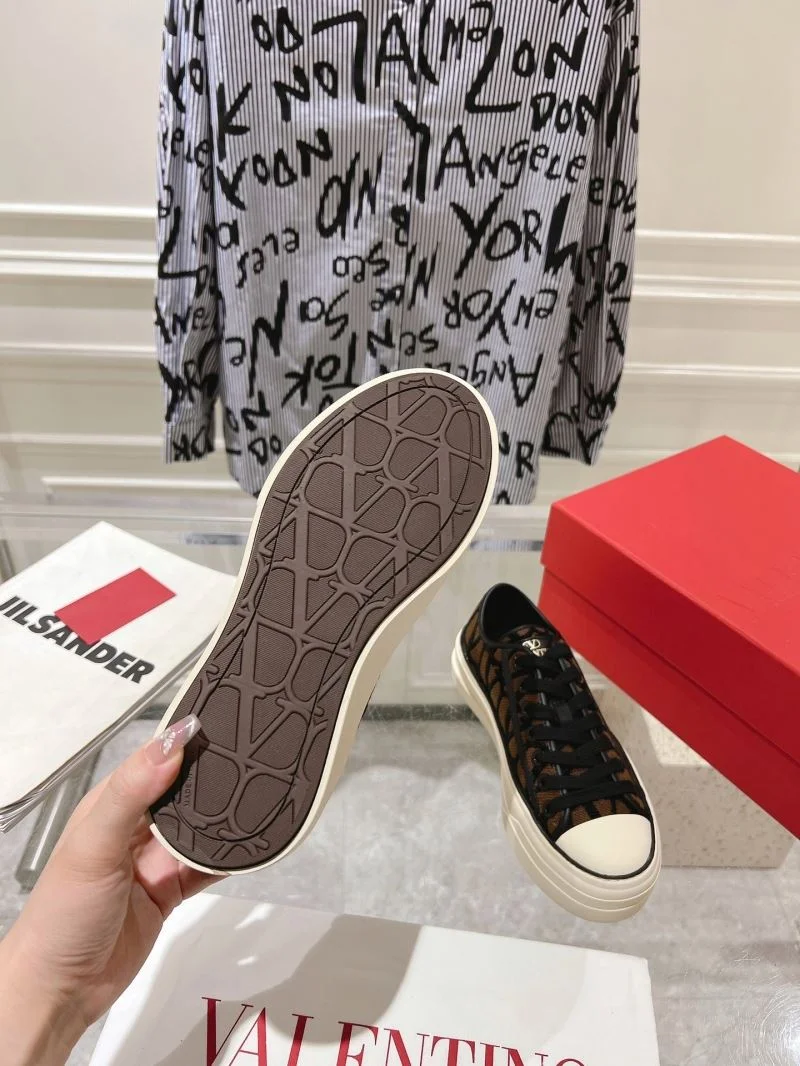 High fidelity Valentino Low Shoes