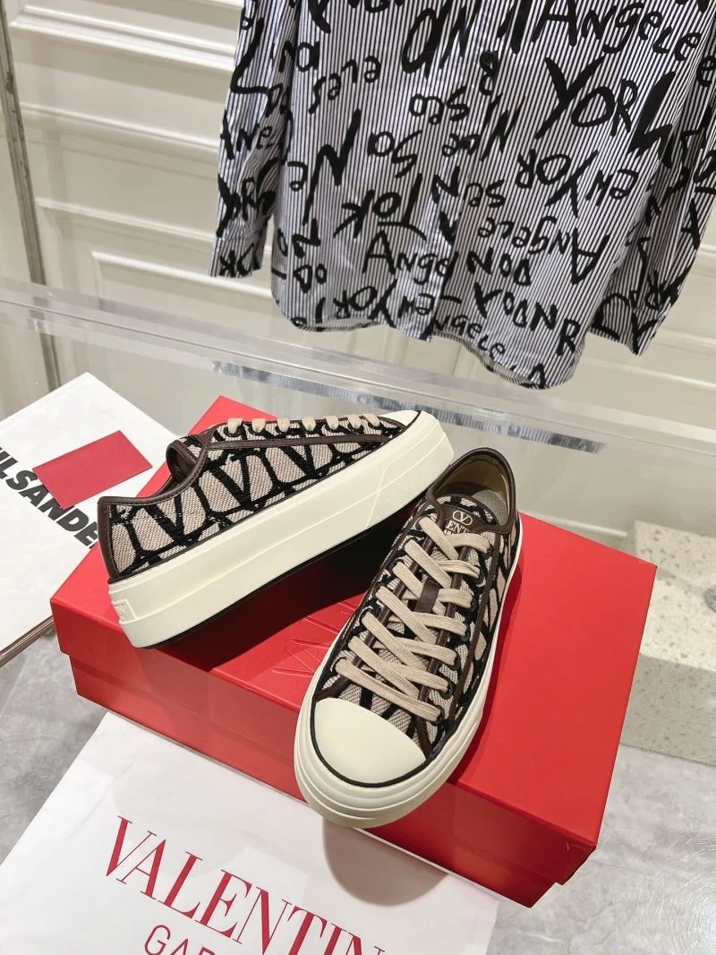 Perfect replica Valentino Low Shoes