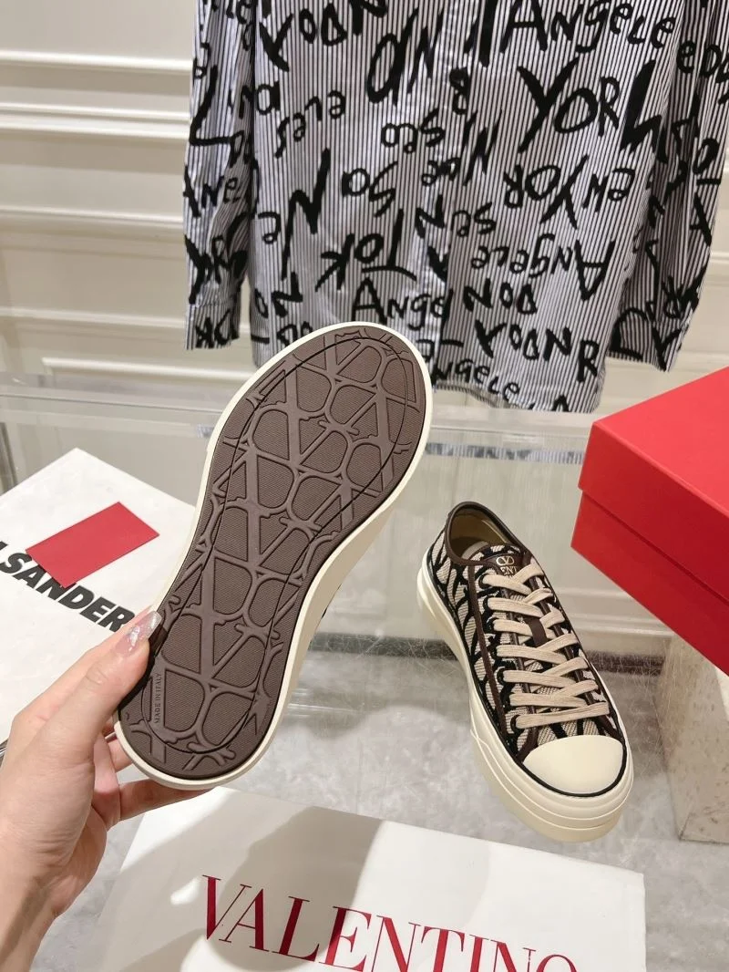 Perfect replica Valentino Low Shoes