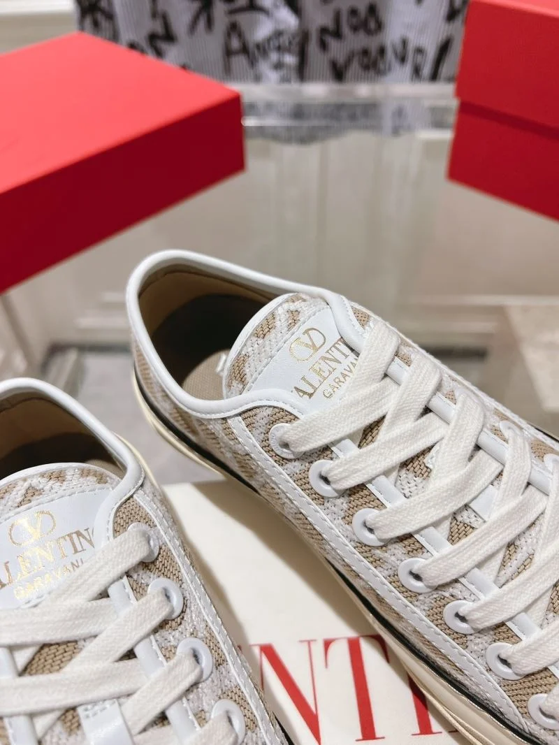 High fidelity Valentino Low Shoes