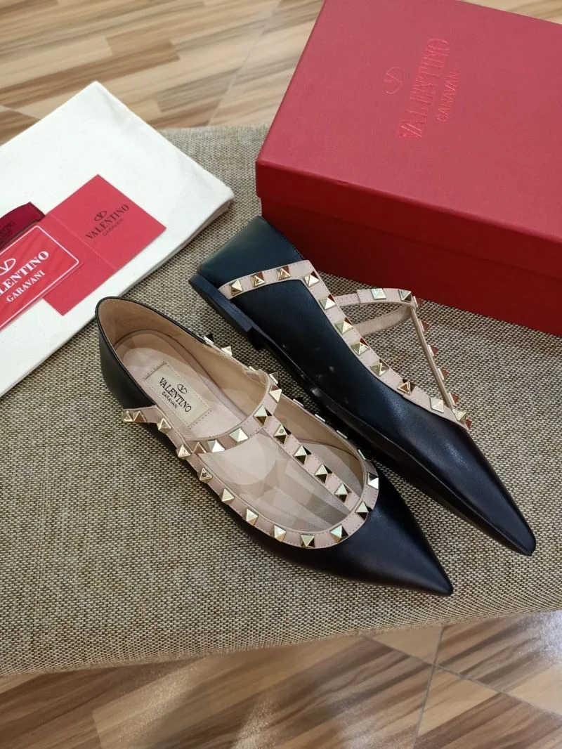 Original Valentino Low Shoes