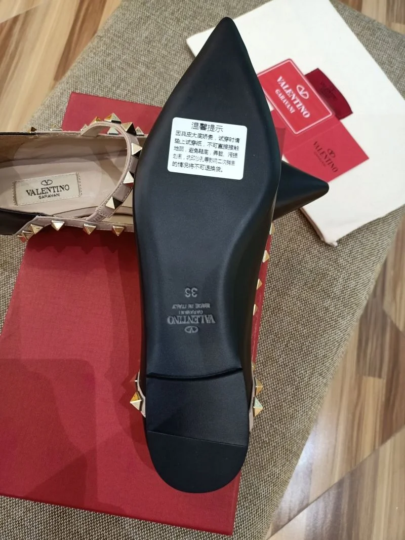Original Valentino Low Shoes