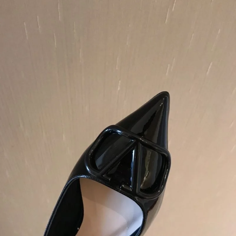 Inexpensive Valentino Low Shoes