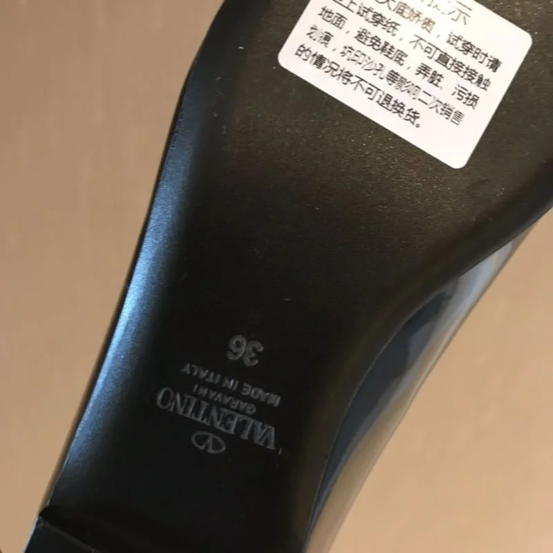 Inexpensive Valentino Low Shoes