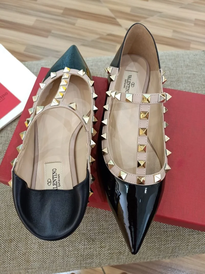 Genuine Valentino Low Shoes