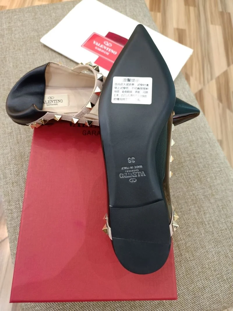 Genuine Valentino Low Shoes
