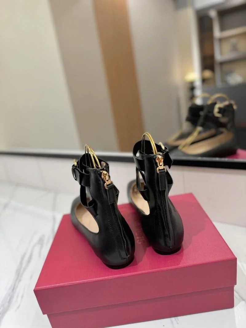 Low-cost Valentino Low Shoes