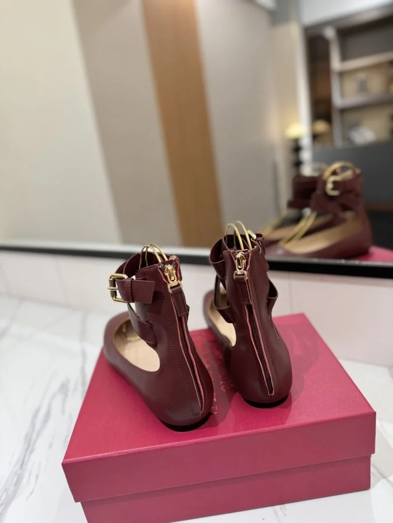 Value-priced Valentino Low Shoes