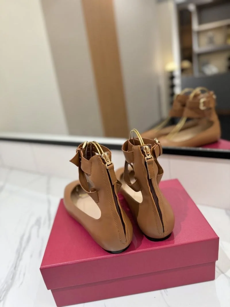 Mirror quality Valentino Low Shoes