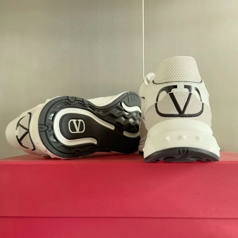Top match Valentino Low Shoes