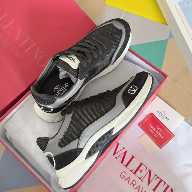 Exact replica Valentino Low Shoes