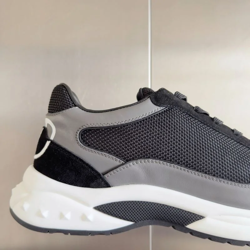 Exact replica Valentino Low Shoes