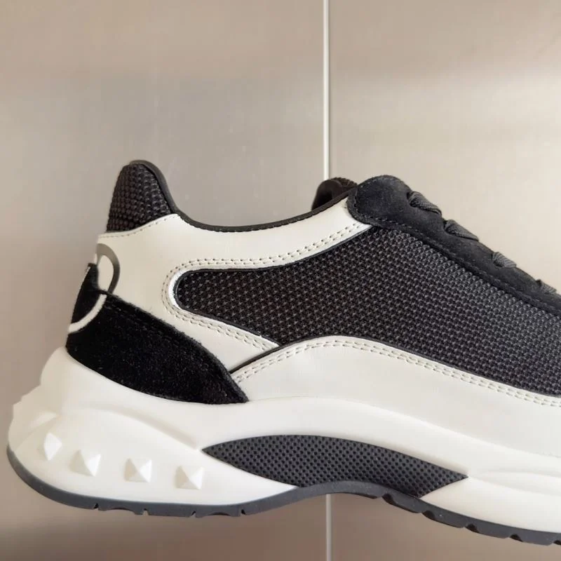 Low-cost Valentino Low Shoes