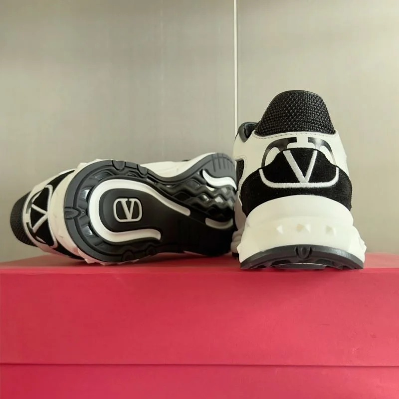 Low-cost Valentino Low Shoes