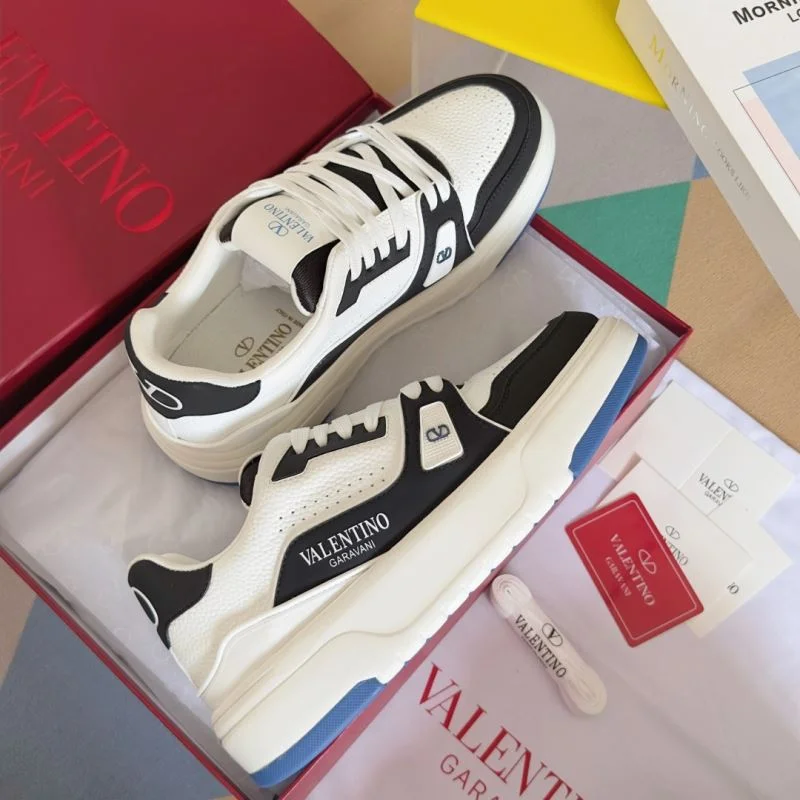 Original Valentino Low Shoes