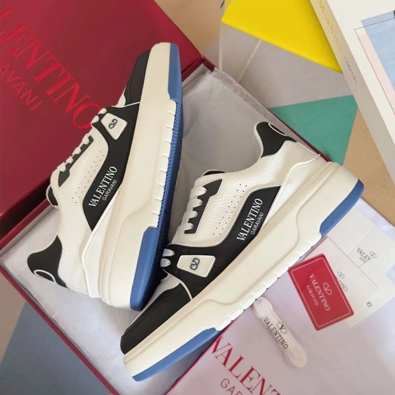 Original Valentino Low Shoes