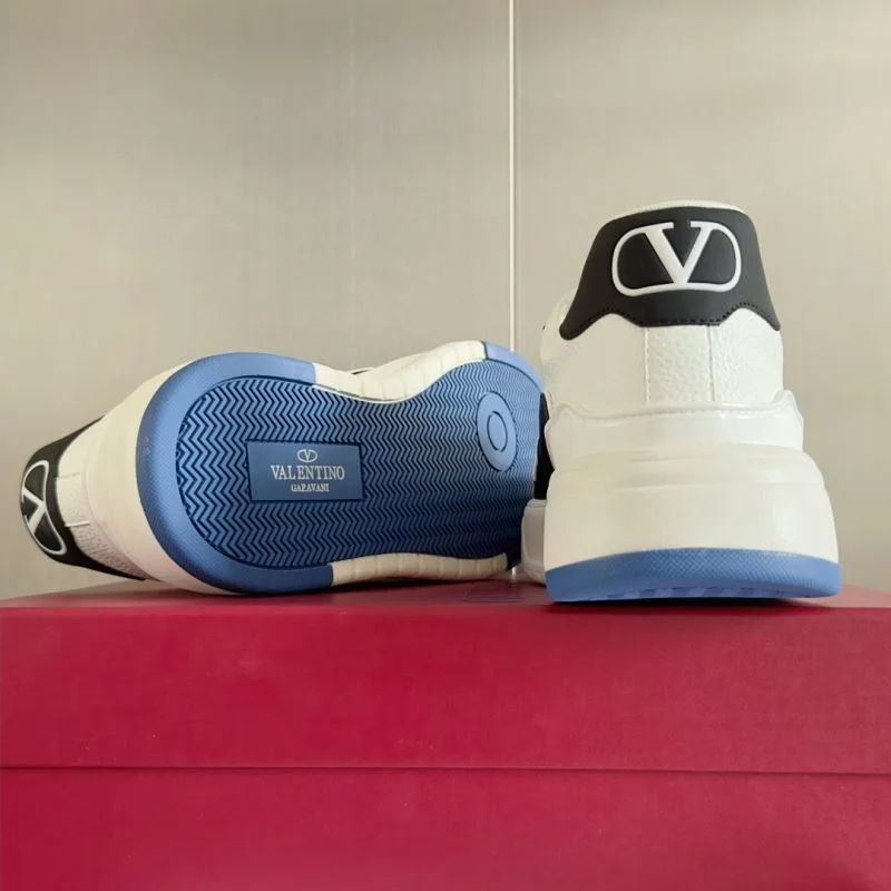 Original Valentino Low Shoes
