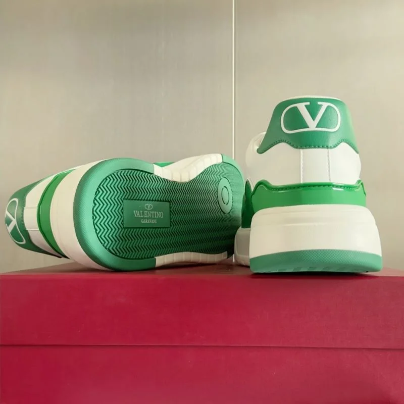 Reasonably priced Valentino Low Shoes