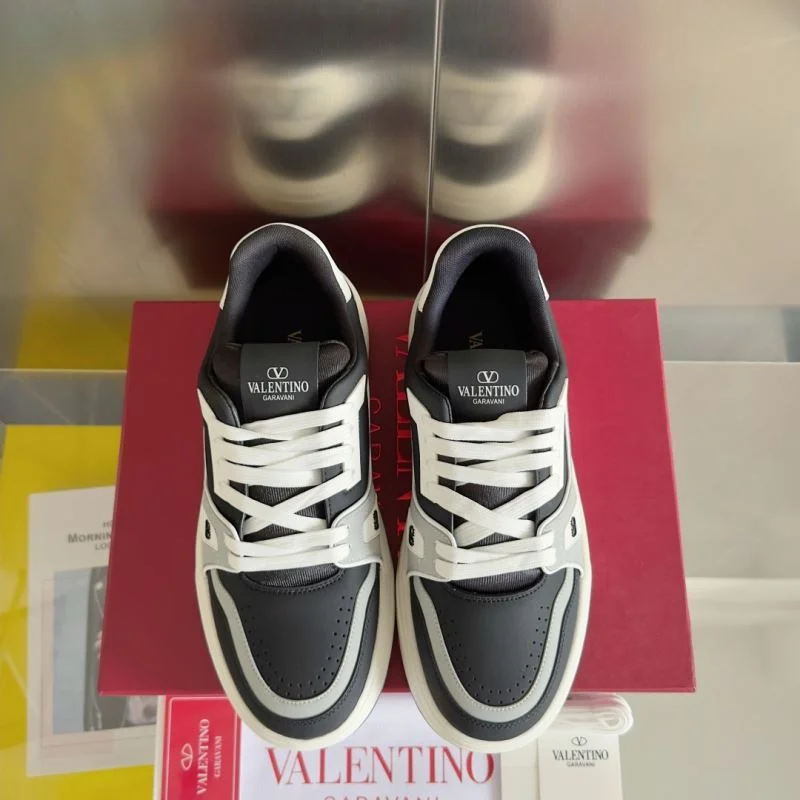 Indistinguishable Valentino Low Shoes