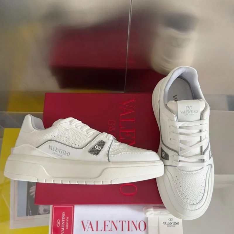 Low-cost Valentino Low Shoes