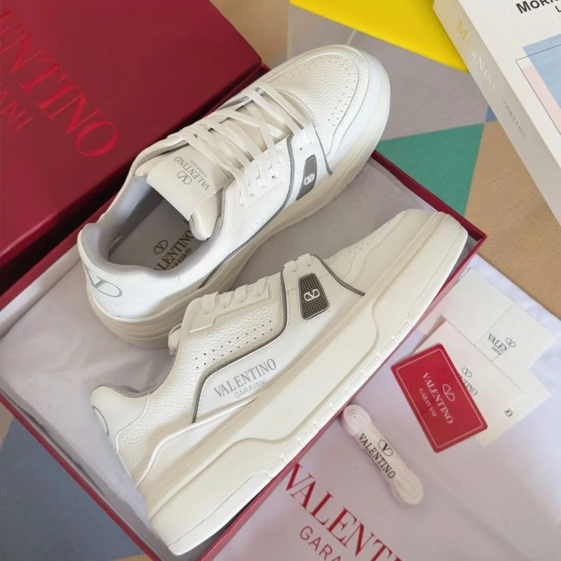 Low-cost Valentino Low Shoes