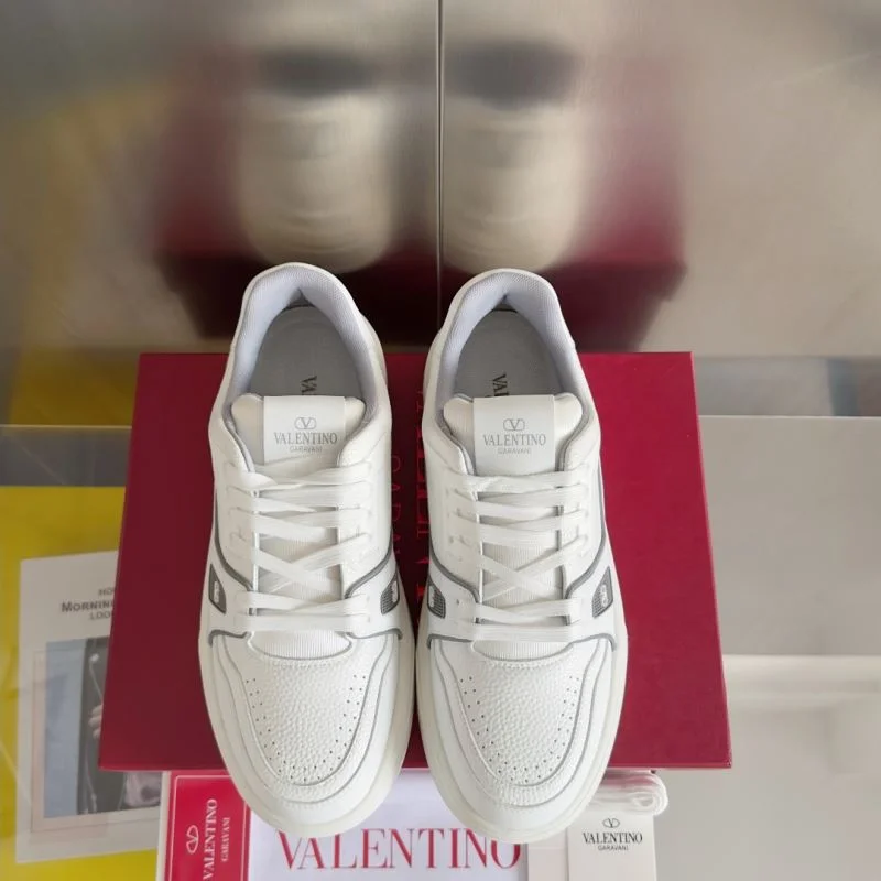 Low-cost Valentino Low Shoes
