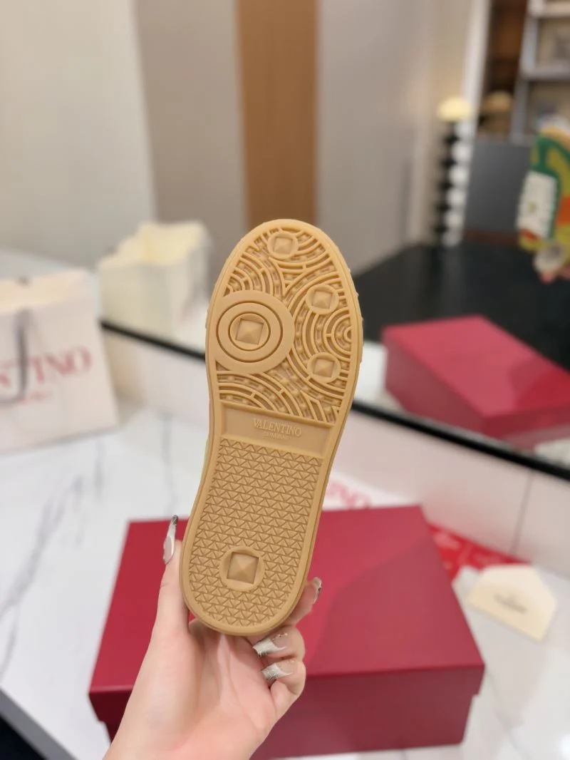 1:1 copy Valentino Low Shoes