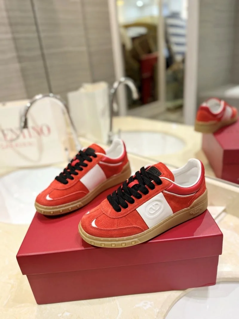 Value-priced Valentino Low Shoes