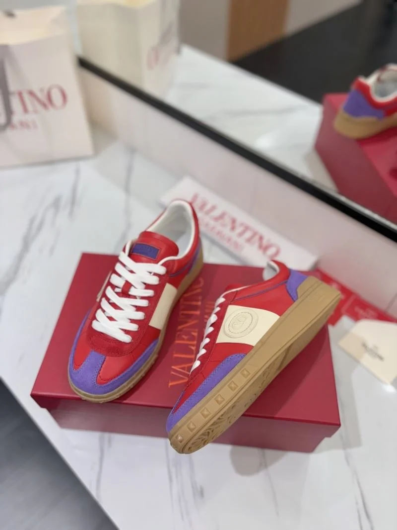 Real Valentino Low Shoes