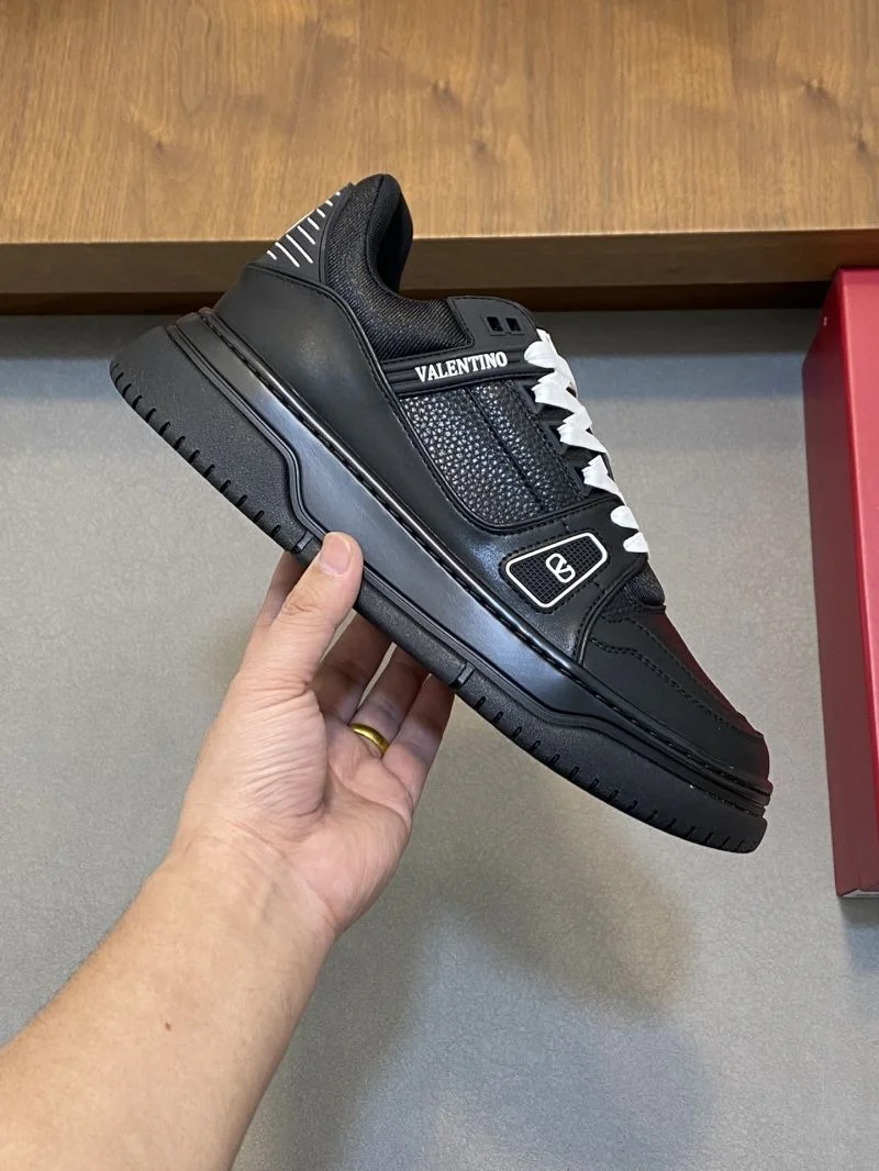 Original Valentino Low Shoes