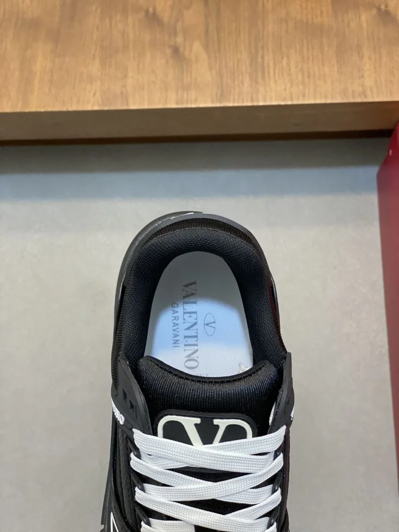 Original Valentino Low Shoes