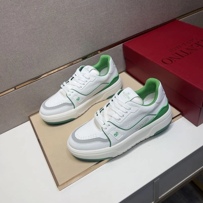 Bargain Valentino Low Shoes