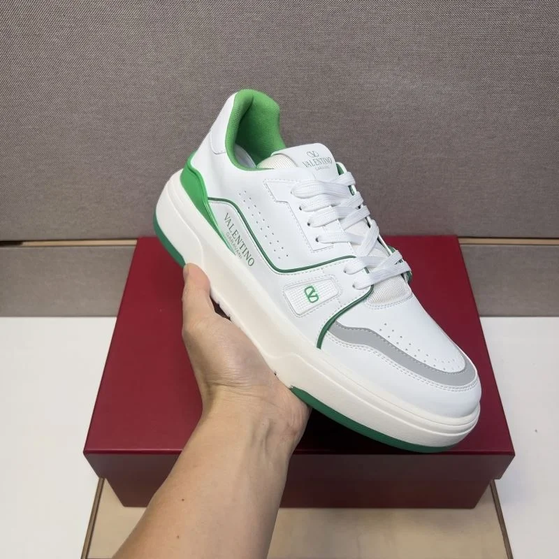 Bargain Valentino Low Shoes