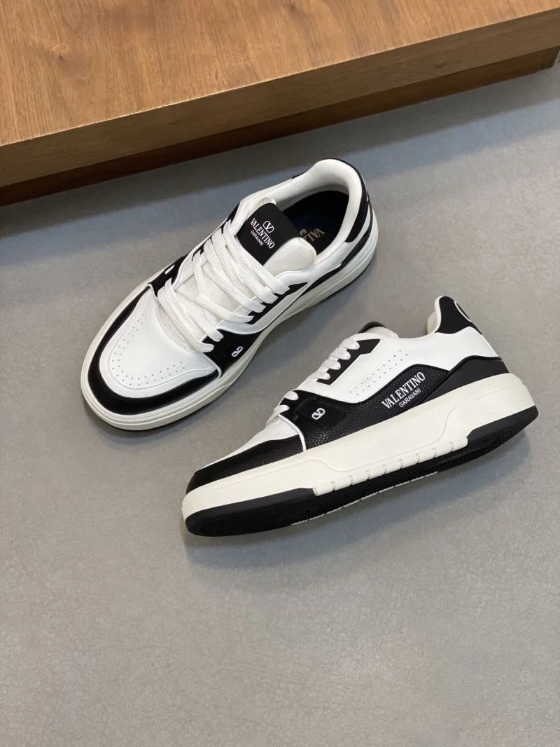 High accuracy Valentino Low Shoes