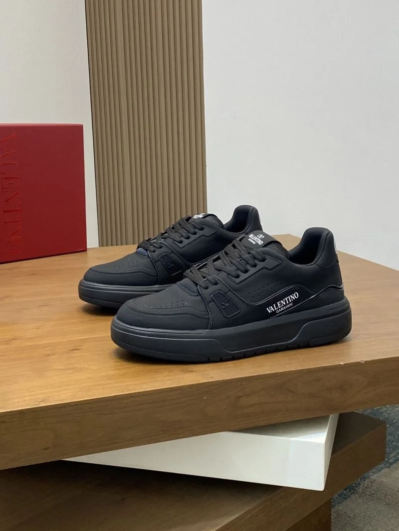 Exact replica Valentino Low Shoes