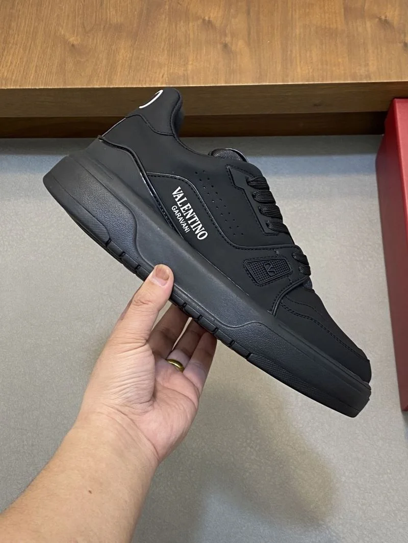 Exact replica Valentino Low Shoes