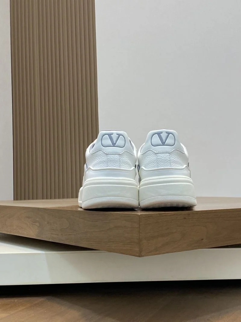 High accuracy Valentino Low Shoes