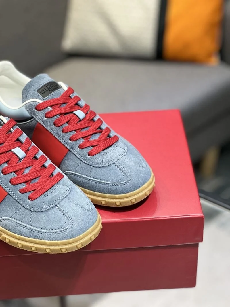 Exact replica Valentino Low Shoes