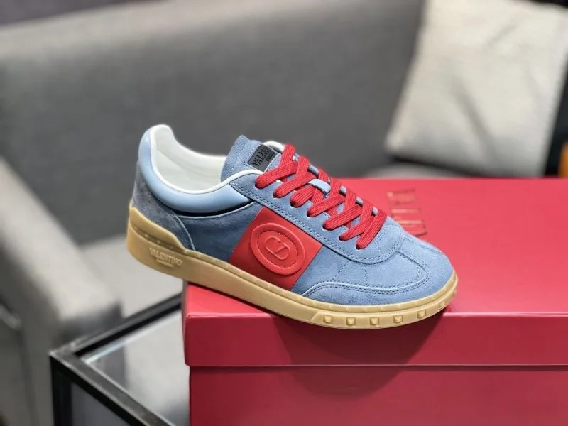 Exact replica Valentino Low Shoes