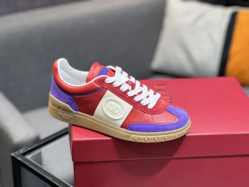 Cut-rate Valentino Low Shoes