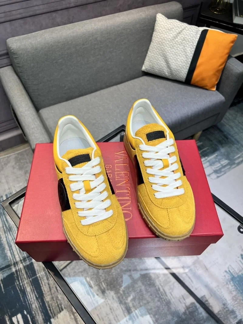 Reasonably priced Valentino Low Shoes