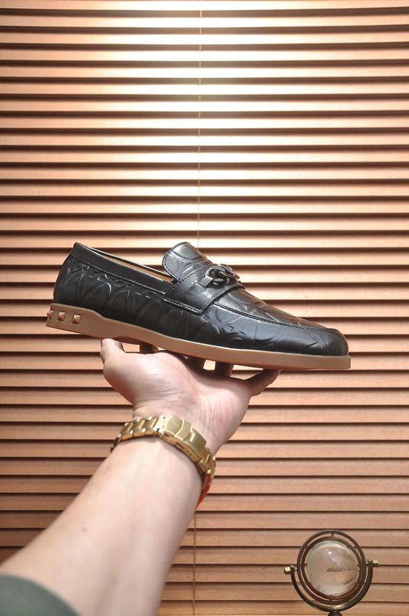 Inexpensive Valentino Low Shoes