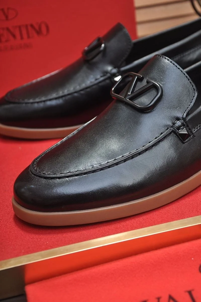 Indistinguishable Valentino Low Shoes