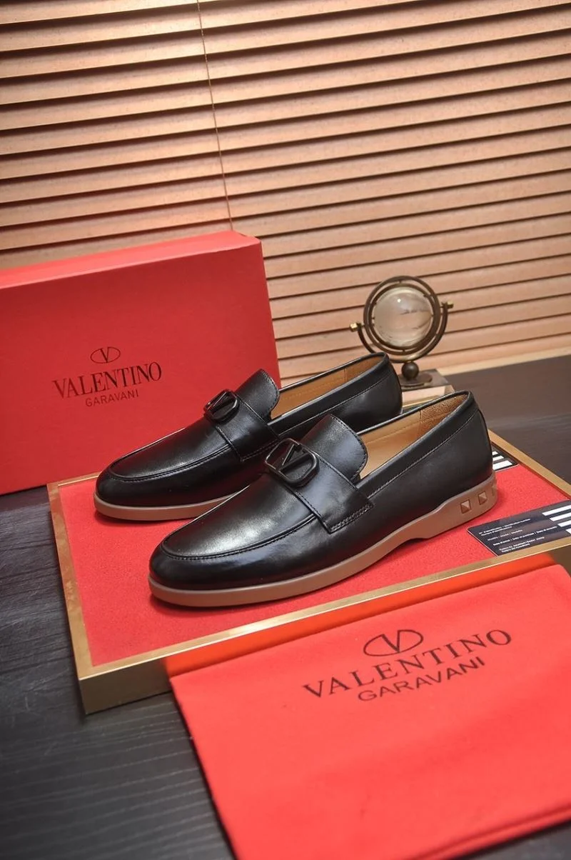 Precise copy Valentino Low Shoes
