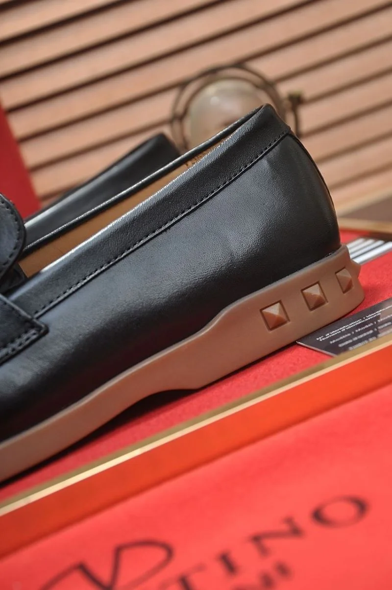 Precise copy Valentino Low Shoes